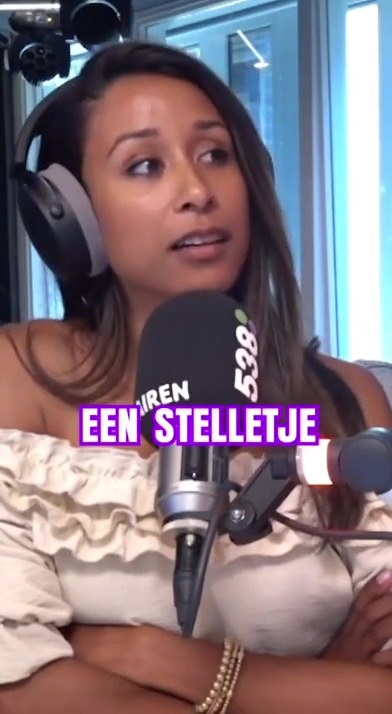 DUMPERT - Lol in het vliegtuig