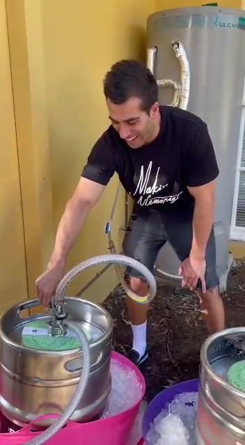 DUMPERT - Classic: Bier in je hele huis