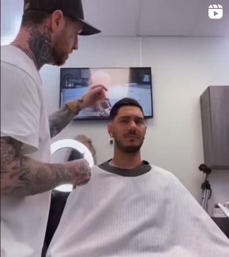 DUMPERT - Lieve kapper is liev