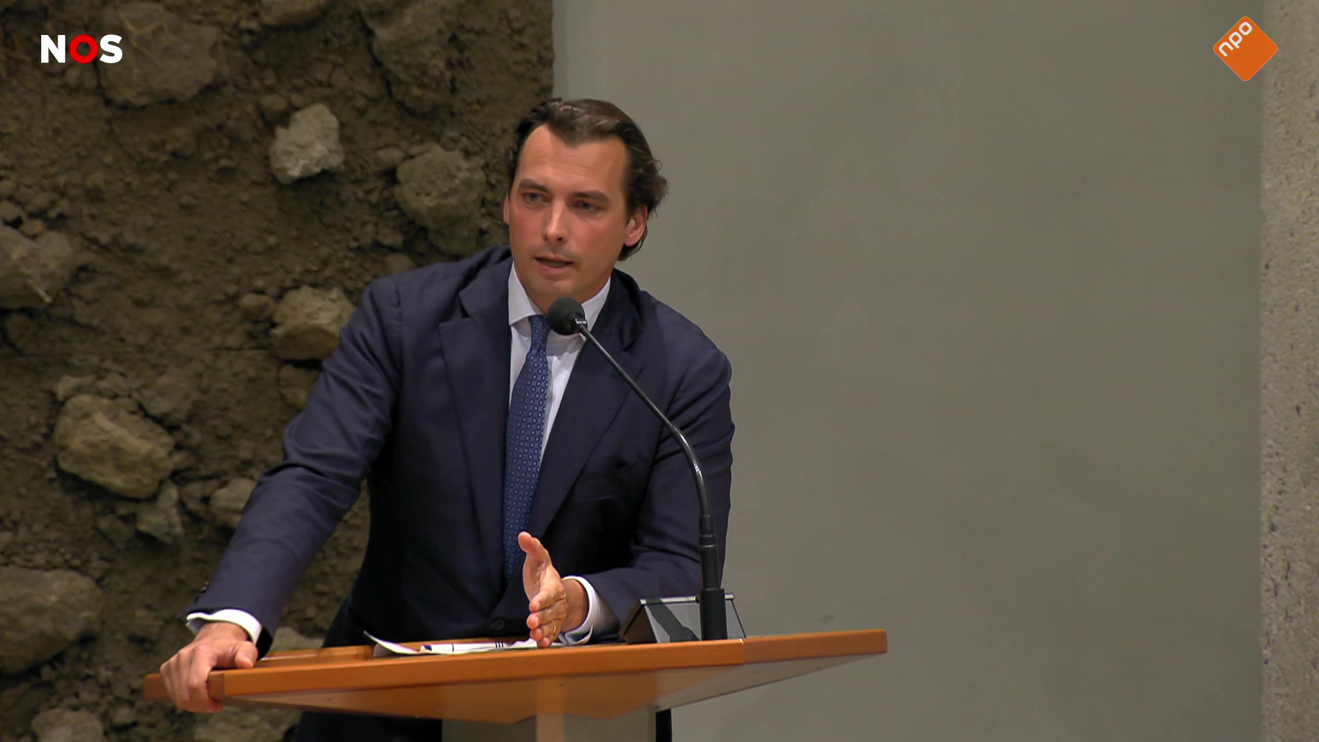 DUMPERT - Tjerry is al onderweg naar de maan