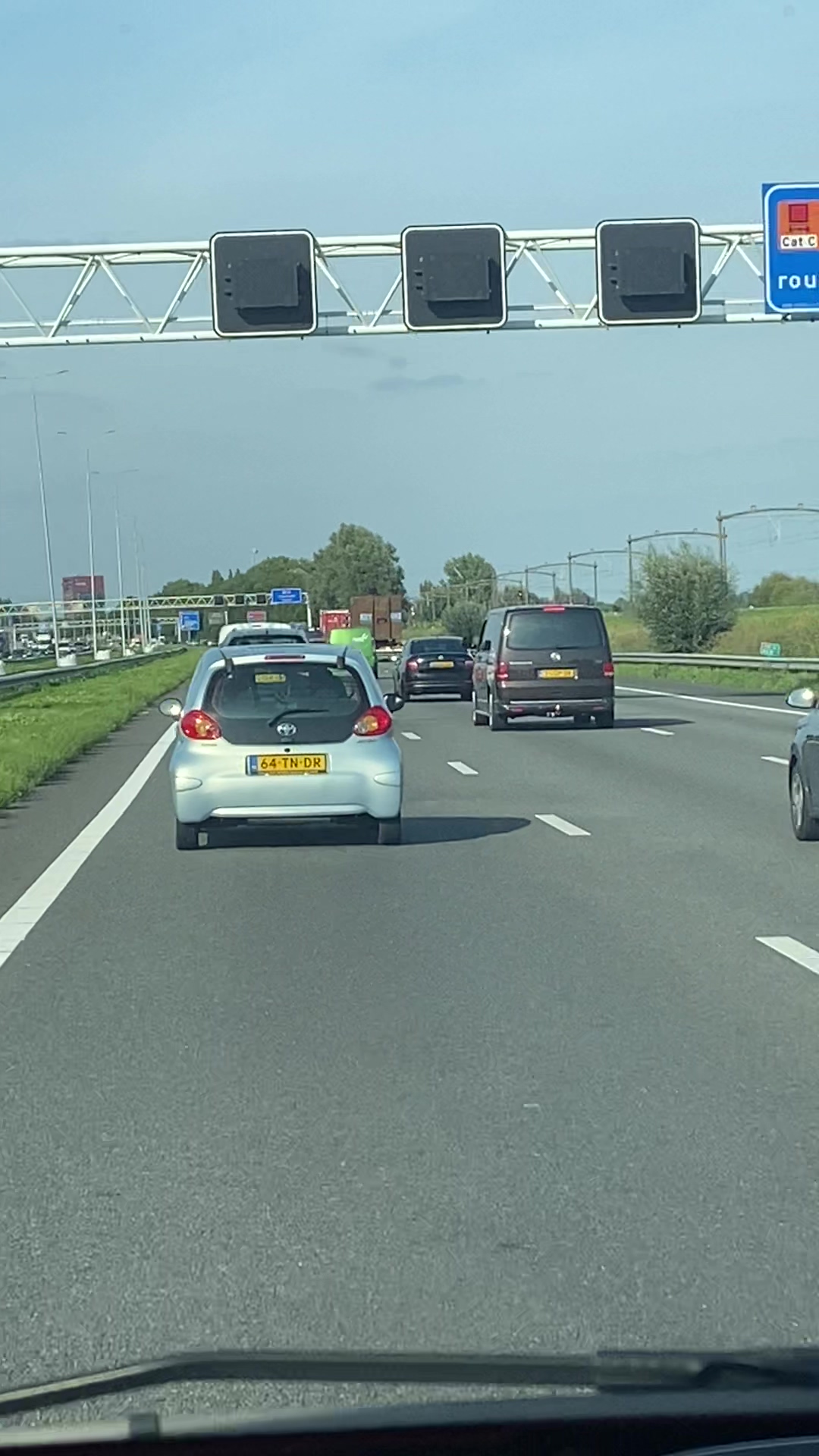 DUMPERT - Mongolen op de snelweg