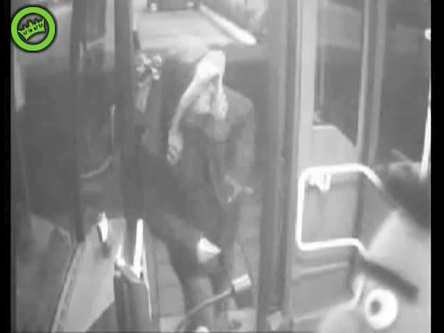 DUMPERT - Bert de buschauffeur