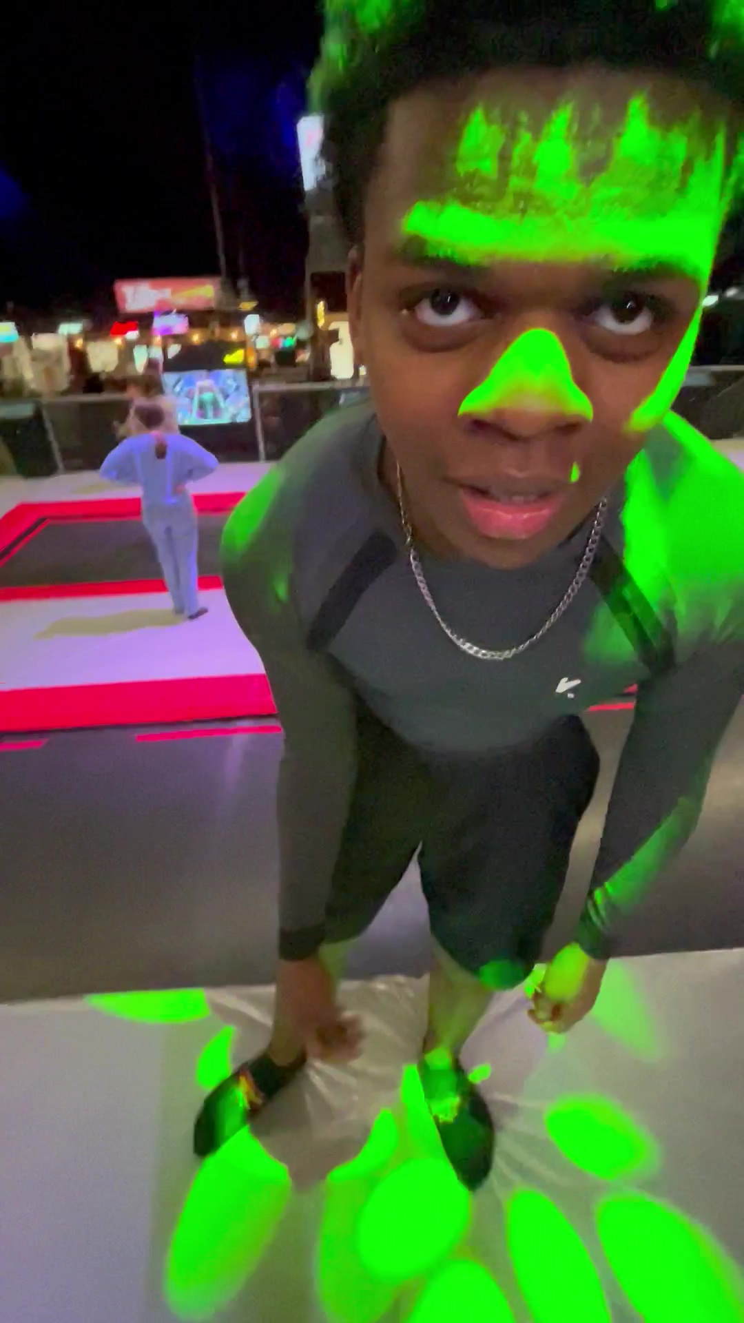 DUMPERT - Springen ging fout