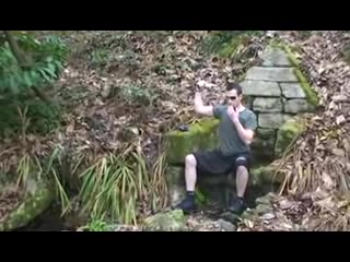 DUMPERT - Flare gun headshot