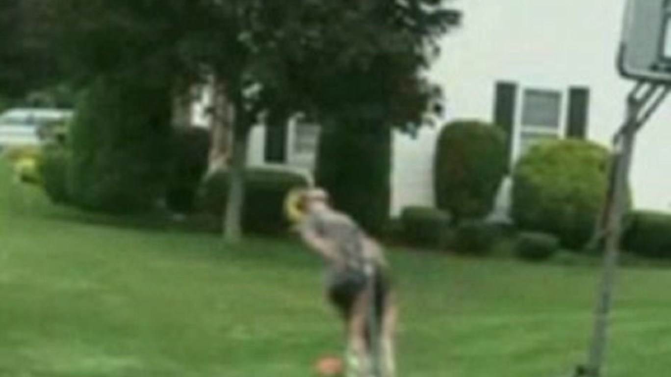 DUMPERT - Backflip op pogostick