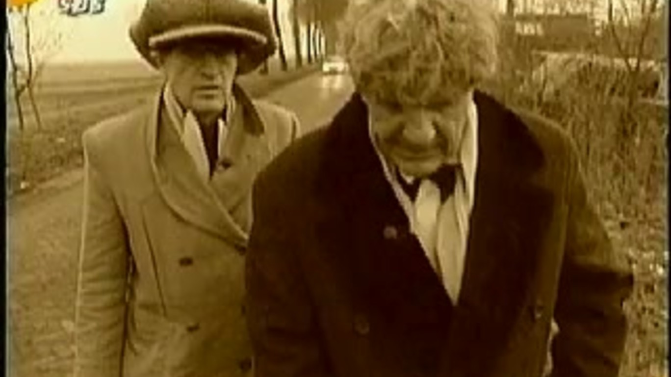 DUMPERT - HISTORIE: Herman Brood schiet koe neer vanuit trein