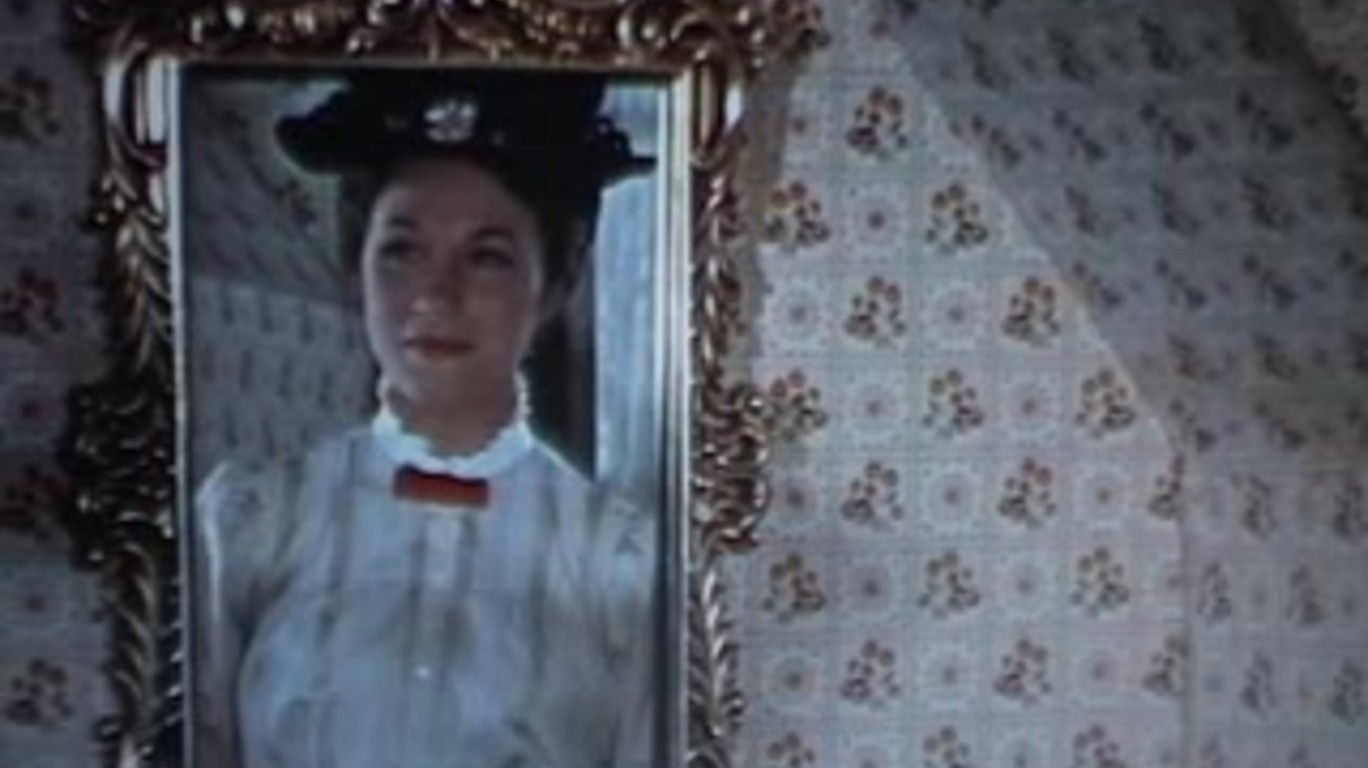 dumpert.nl - THE ORIGINAL Scary 'Mary Poppins' Recut Trailer