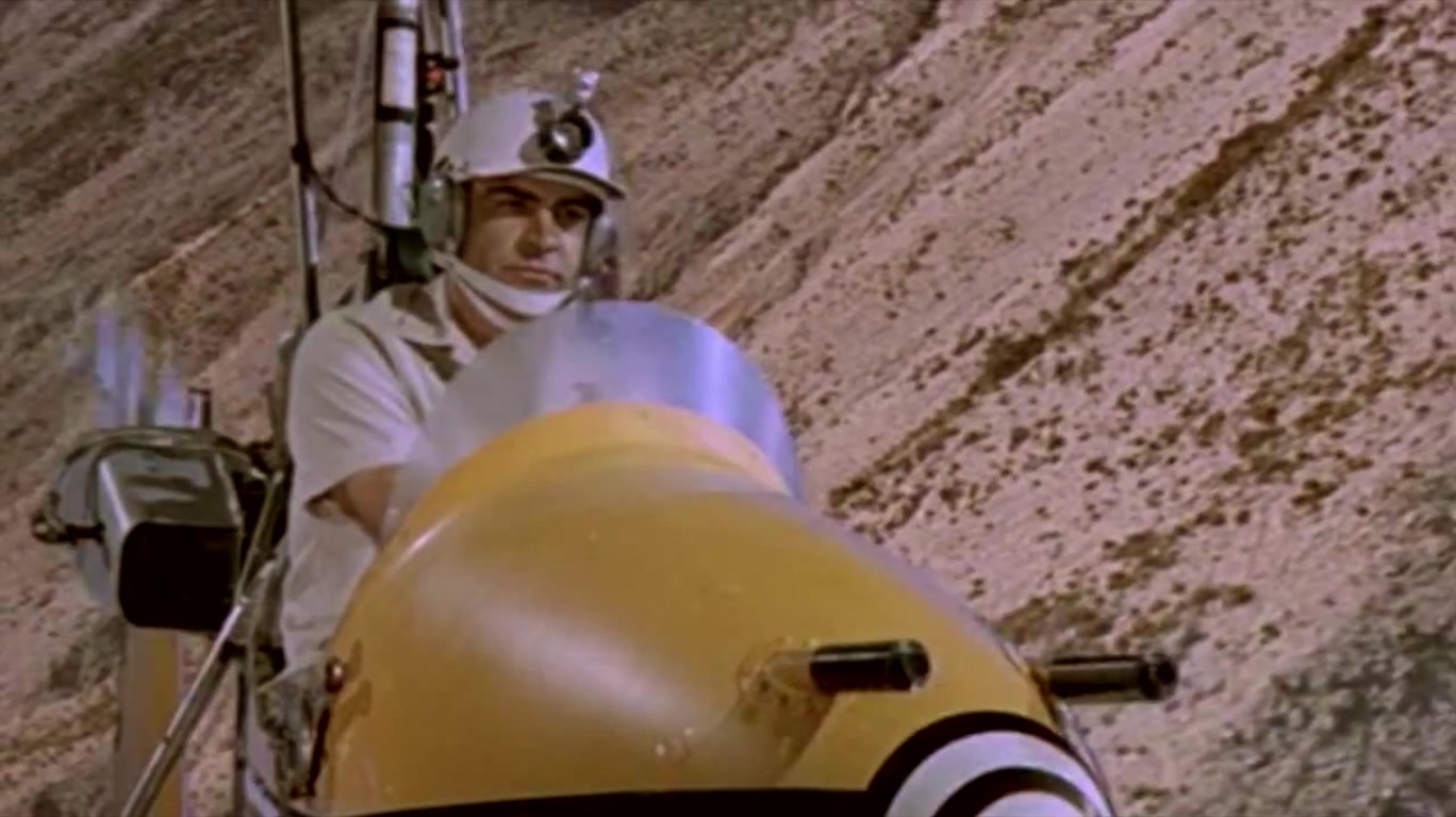 dumpert.nl - James Bond vs. James Bond