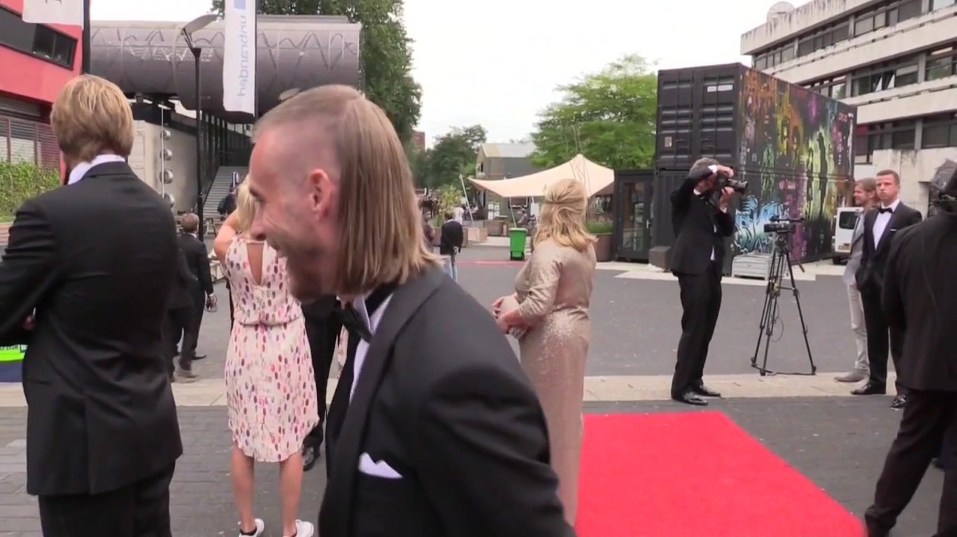 DUMPERT - Nathan Rutjes en zijn mat