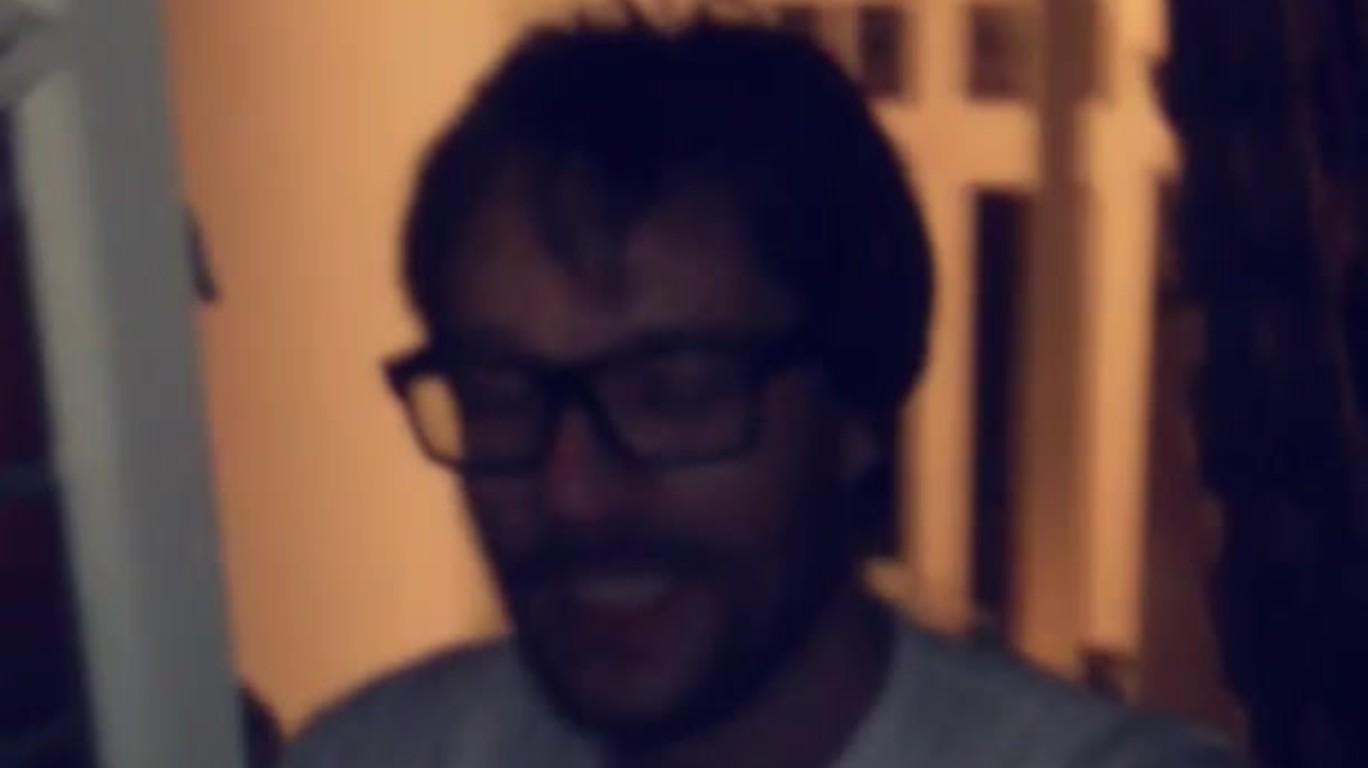 dumpert.nl - Giel Beelen wil je jonko roken