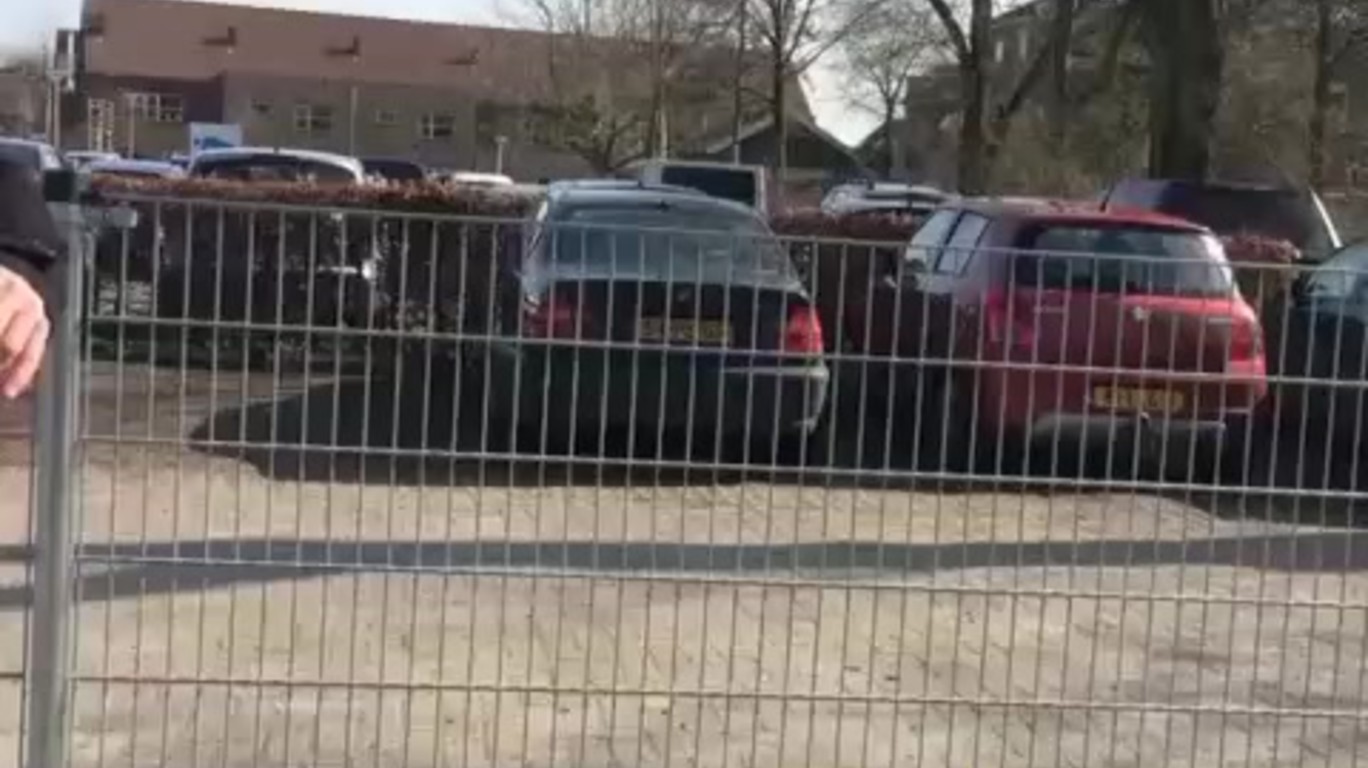 DUMPERT - Dik gevecht op school
