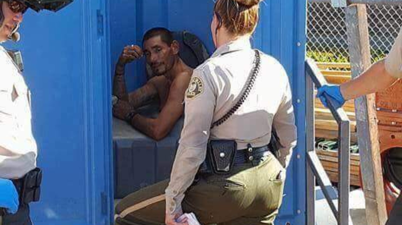 dumpert.nl - Help! Ik zit vast!