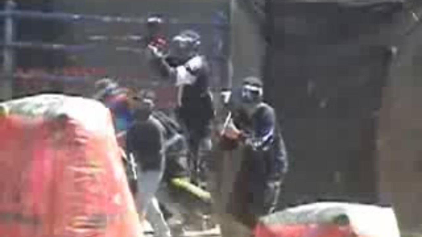 dumpert.nl - Boom Headshot