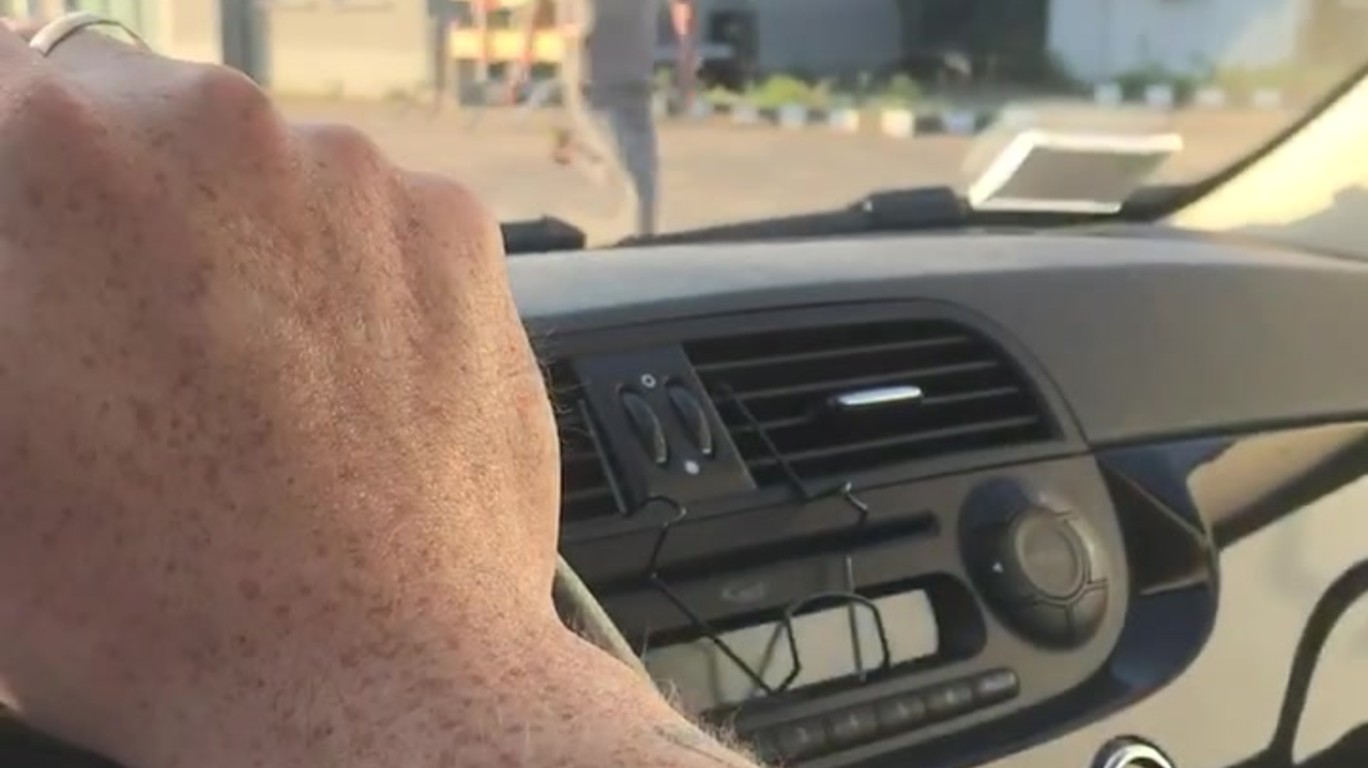 dumpert.nl - Angry car chase in Nijmegen