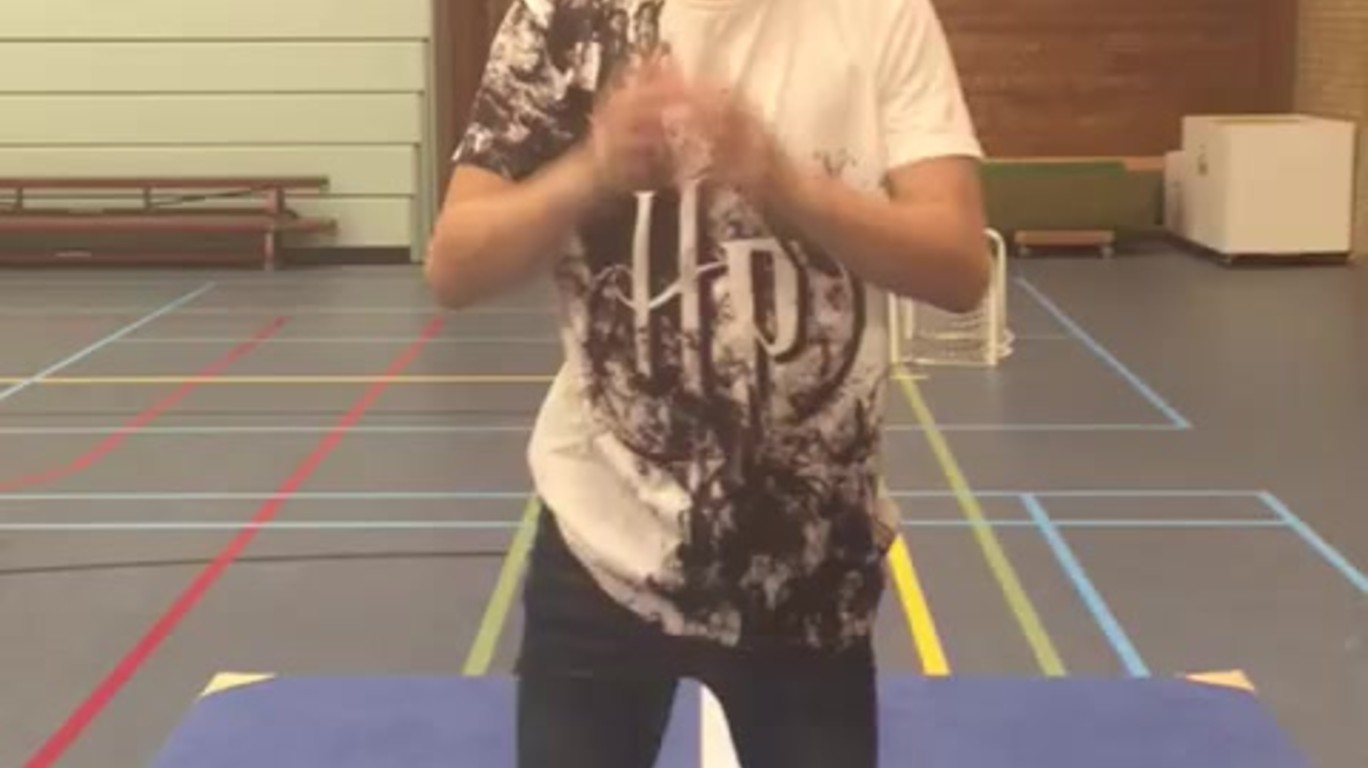 DUMPERT - Komt die backflip