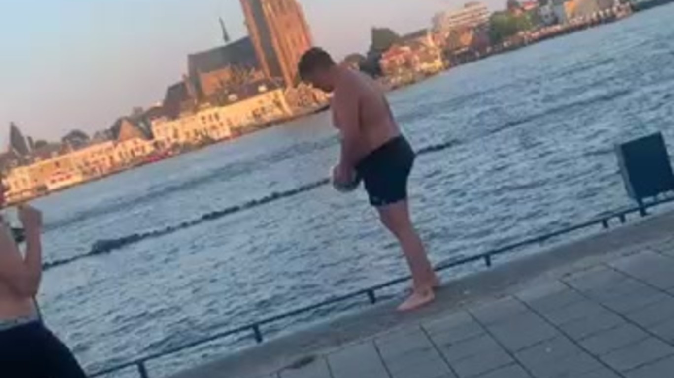 dumpert.nl - Vette bom met bal