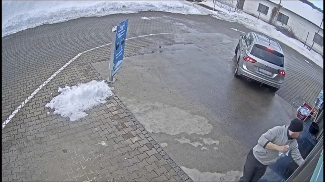 DUMPERT - Even opschieten jongens